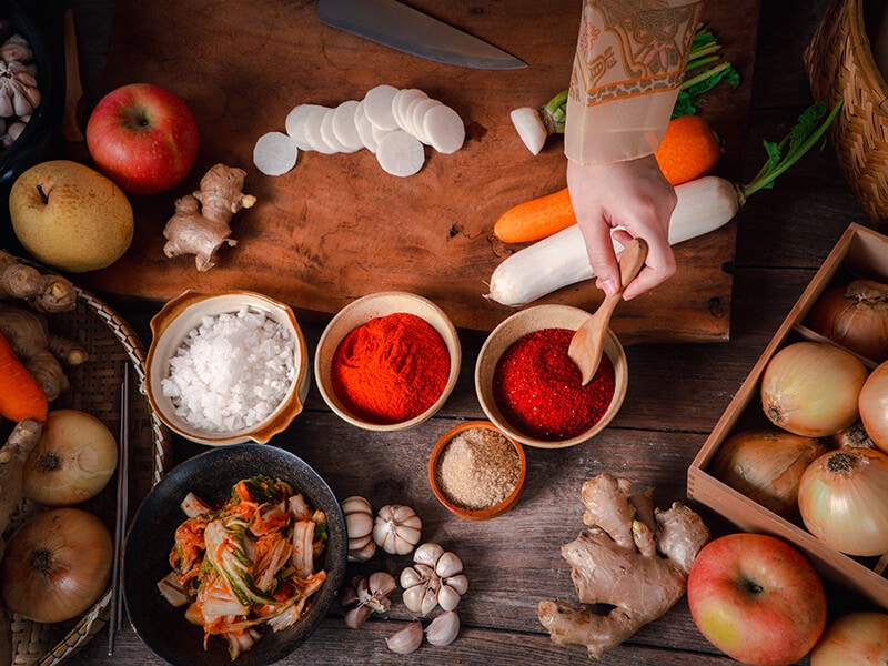 Gochugaru vs. Gochujang: Tastes, Ingredients, and Uses