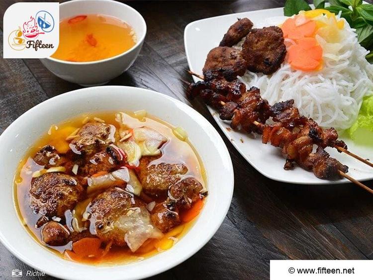 Bún Chả Recipe (Vietnamese Grilled Pork Meatballs and Noodles)