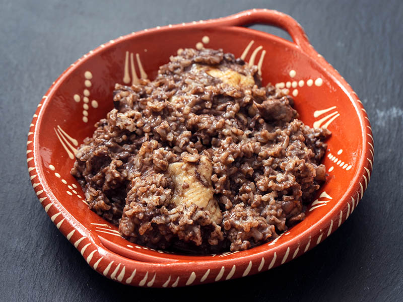 18 Famous Angolan Dishes: Traditional, Street Food and More