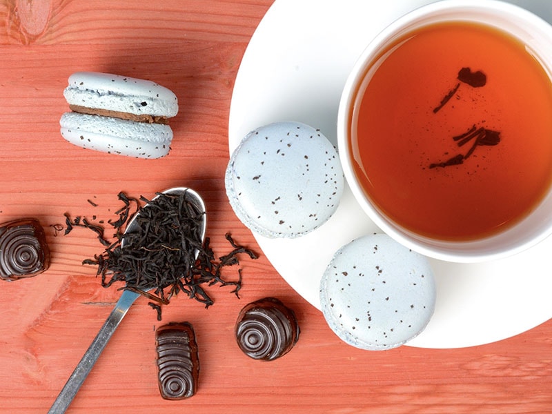 32 British Beverages: Popular, Classic, and Festive Flavors