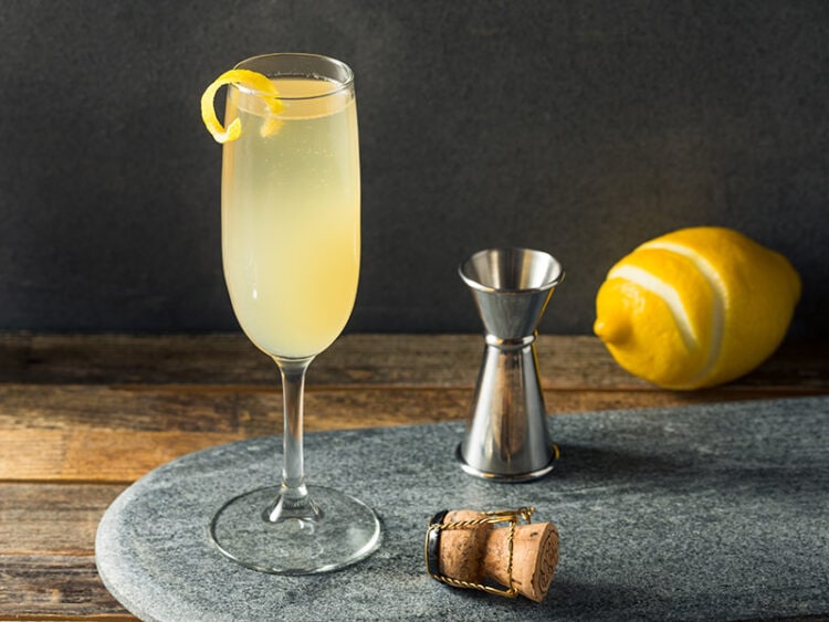30 Traditional, Authentic, and Typical French Beverages