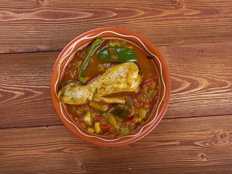 18 Famous Angolan Dishes: Traditional, Street Food and More