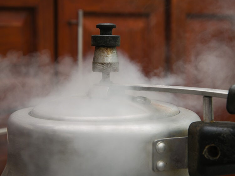 16 Basic Types of Cooking Methods and Techniques