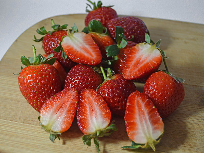19 Famous Spanish Fruits With Names and Characteristics