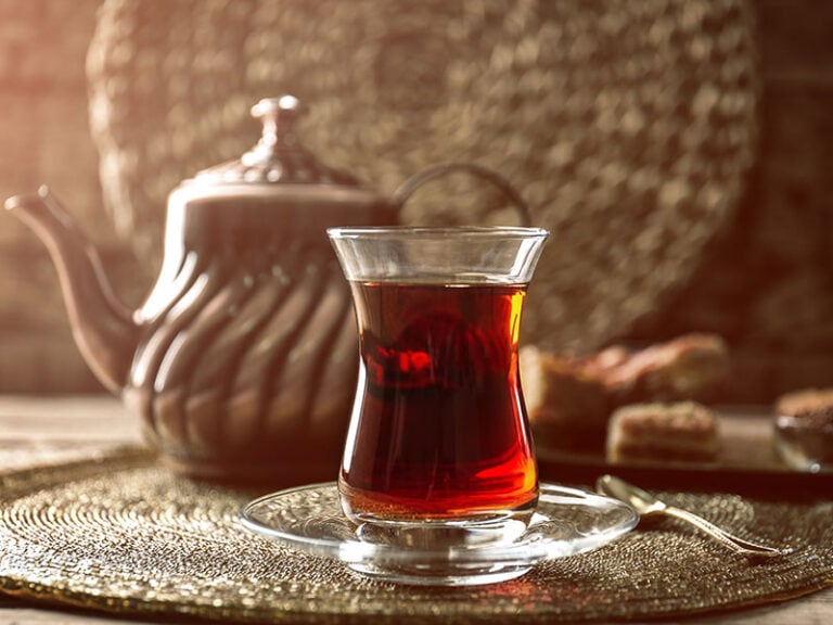 25 Middle Eastern Beverages: Alcoholic and Non-alcoholic