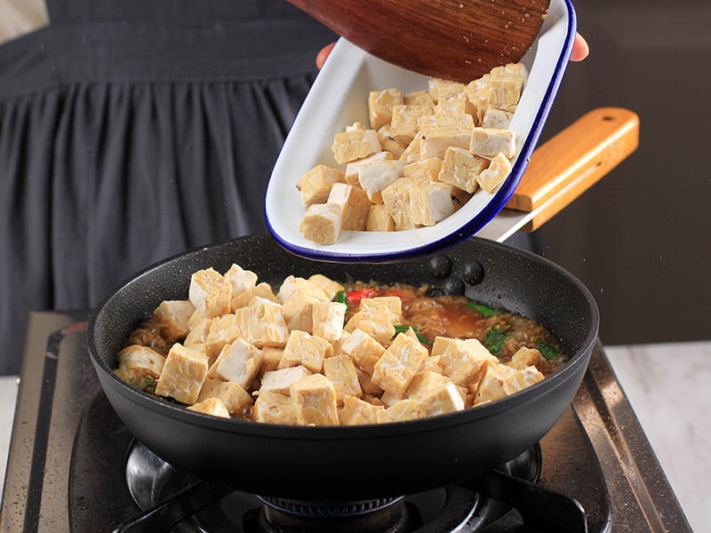 16 Basic Types of Cooking Methods and Techniques