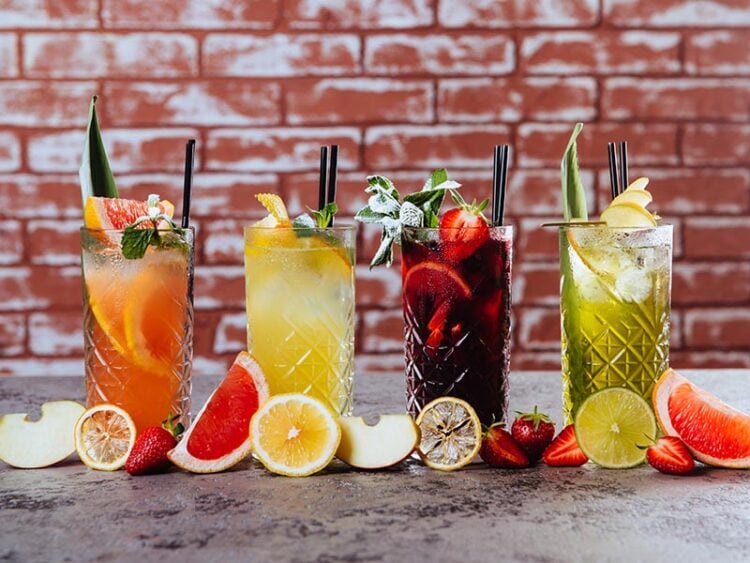 21 Types of Drinks: Alcoholic and Non-Alcoholic Varieties