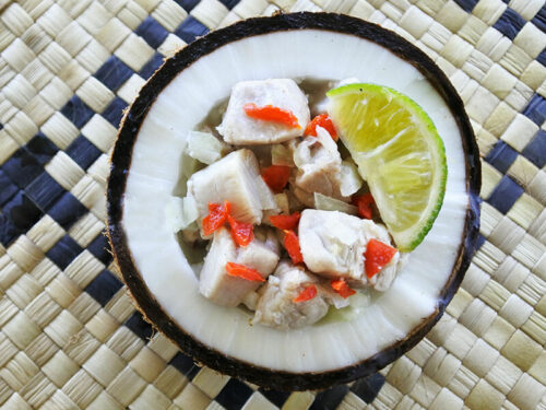 19 Traditional Fijian Dishes and Food Culture