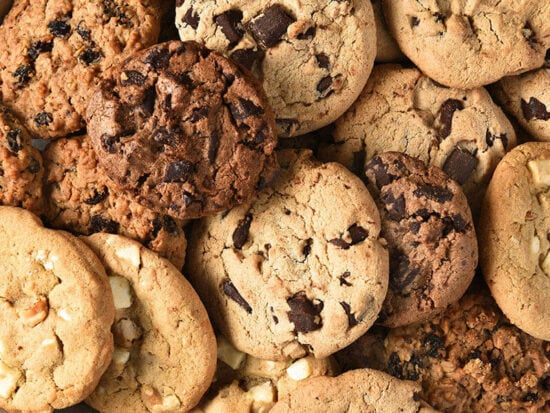 16 Types of Snack Foods: Flavorful Treats for Quick Meals