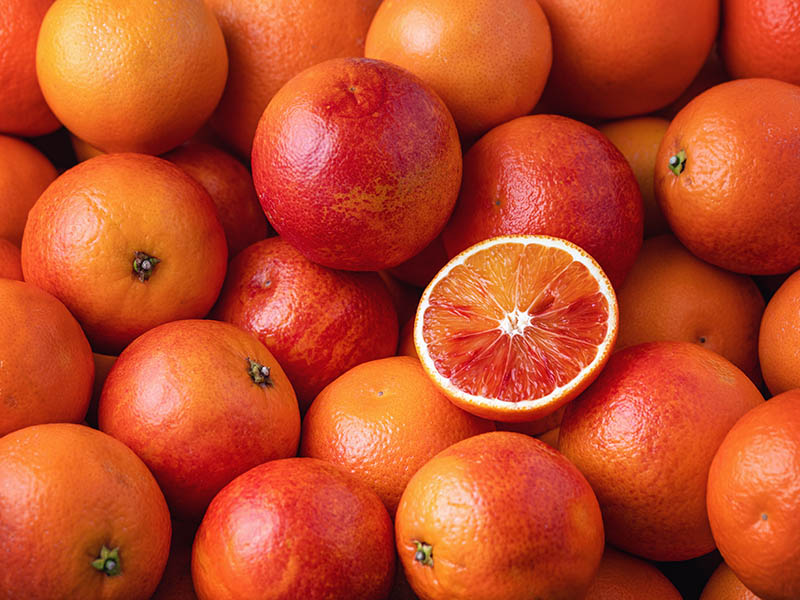 21 Popular Orange Fruits for a Burst of Flavor