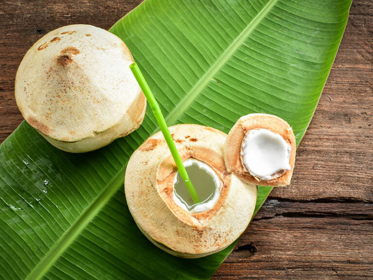 26 Common Oceanian Fruits: Native and Non-native