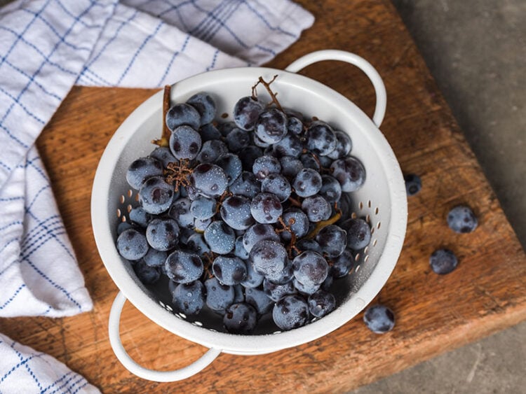 21 Common Blue Fruits With Diverse Flavors