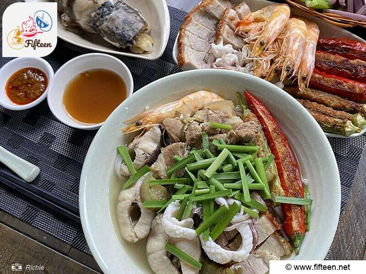 Bún Mắm Recipe (Vietnamese Fermented Fish Noodle Soup)