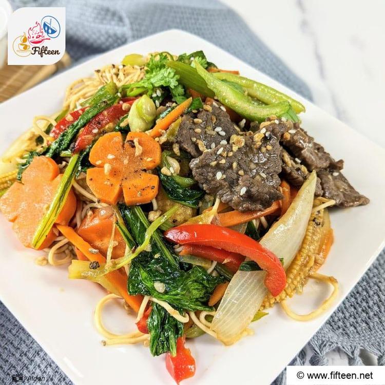 Mì Xào Bò Recipe (Vietnamese Stir-fried Noodle with Beef)