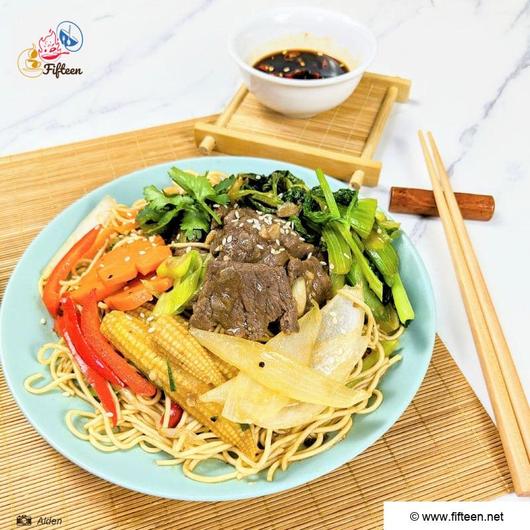 Mì Xào Bò Recipe (Vietnamese Stir-fried Noodle with Beef)
