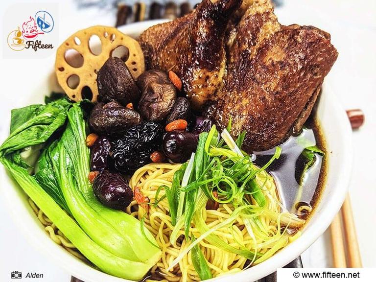 Mì Vịt Tiềm Recipe (Vietnamese Duck Noodle Soup)