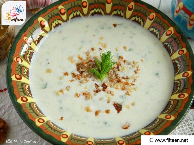 Tarator Recipe (Bulgarian Cold Cucumber Soup)