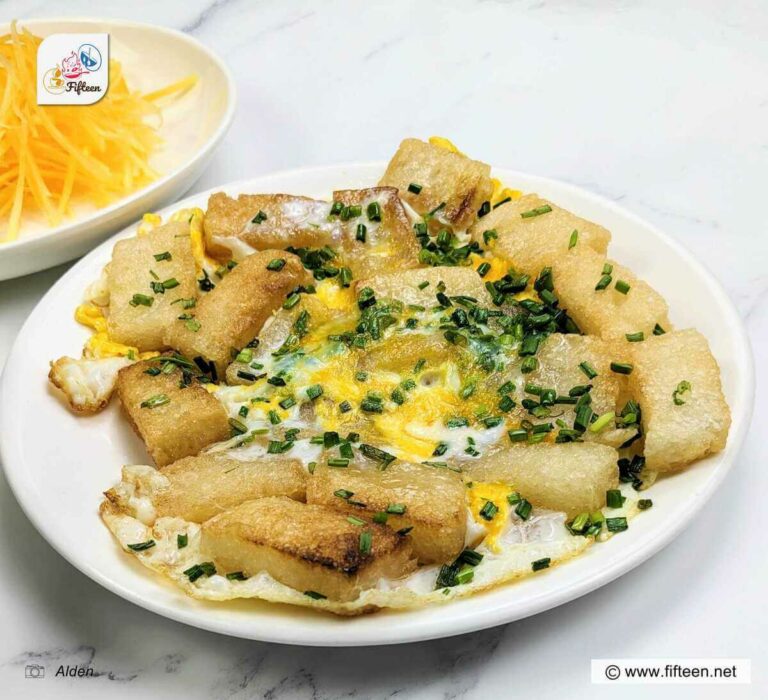 Bánh Bột Chiên Recipe: Vietnamese Crunchy and Soft Flour Cakes