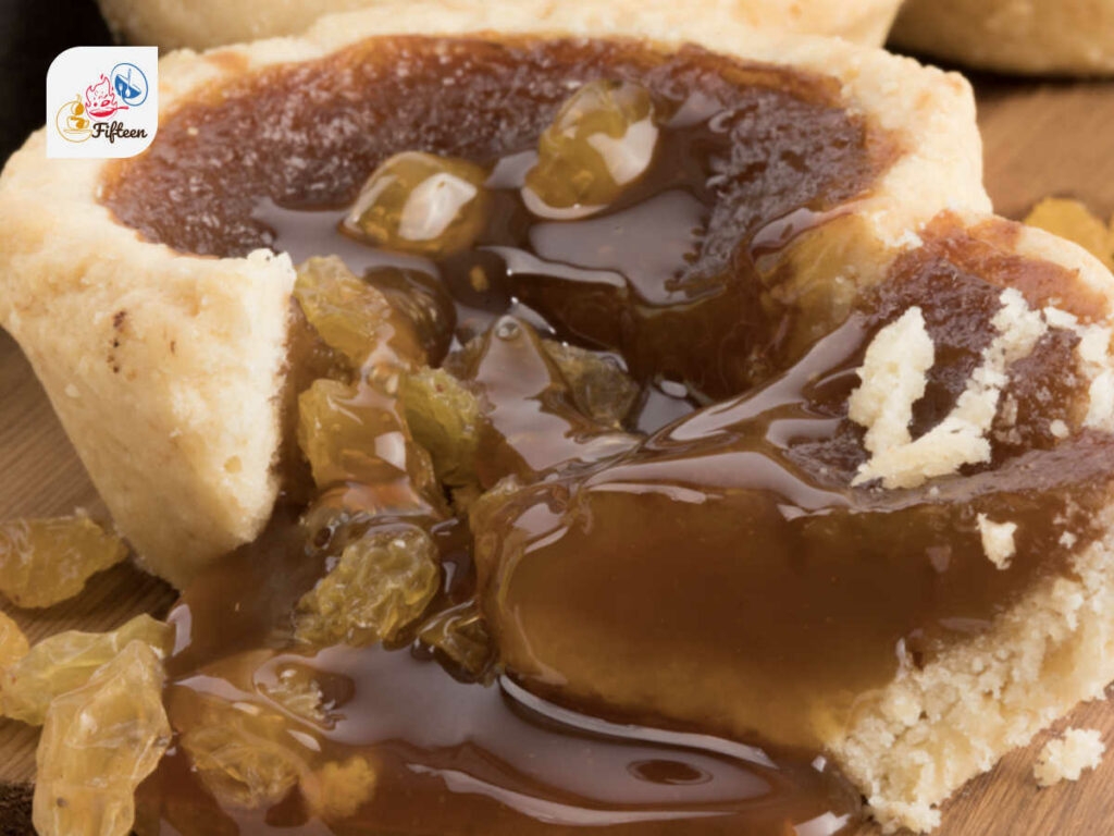 25 Popular and Traditional Canadian Food Dishes to Try