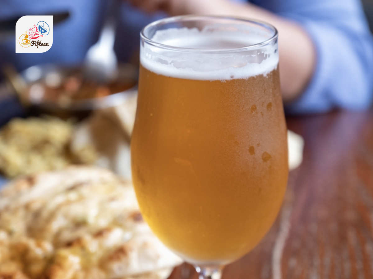 32 British Beverages: Popular, Classic, and Festive Flavors