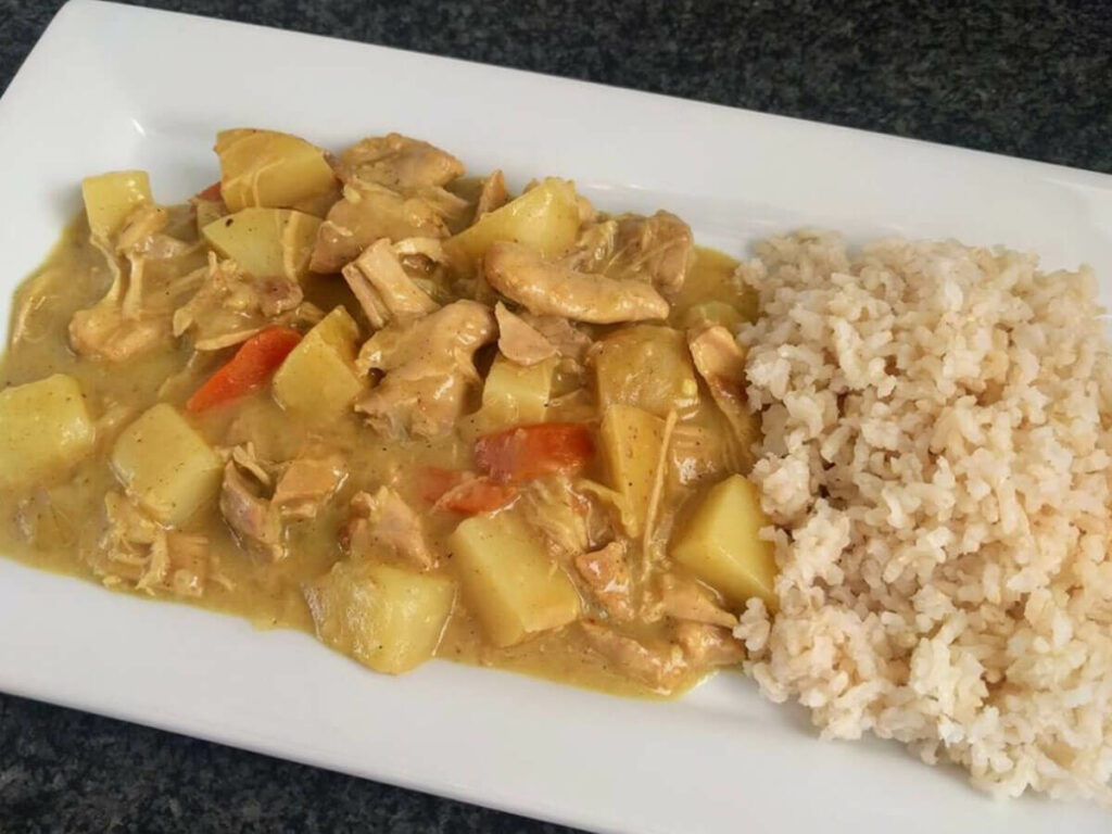 13 Traditional Samoan Dishes and Food Culture