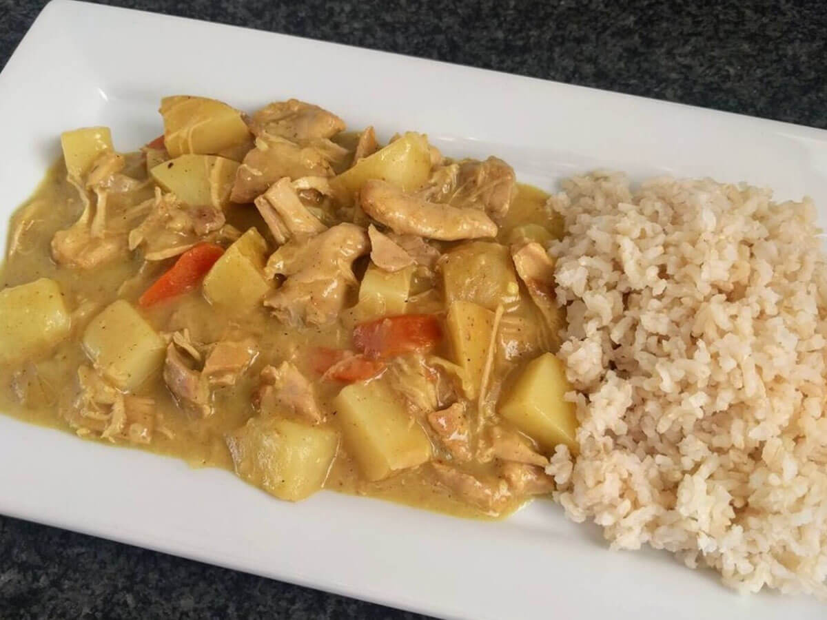 13 Traditional Samoan Dishes and Food Culture