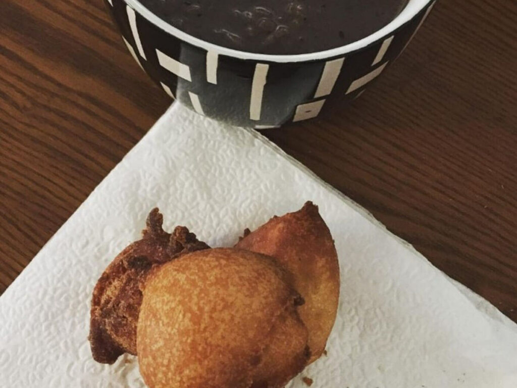 13 Traditional Samoan Dishes and Food Culture