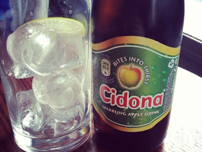 32 Traditional Irish Beverages: Non-Alcoholic and Alcoholic
