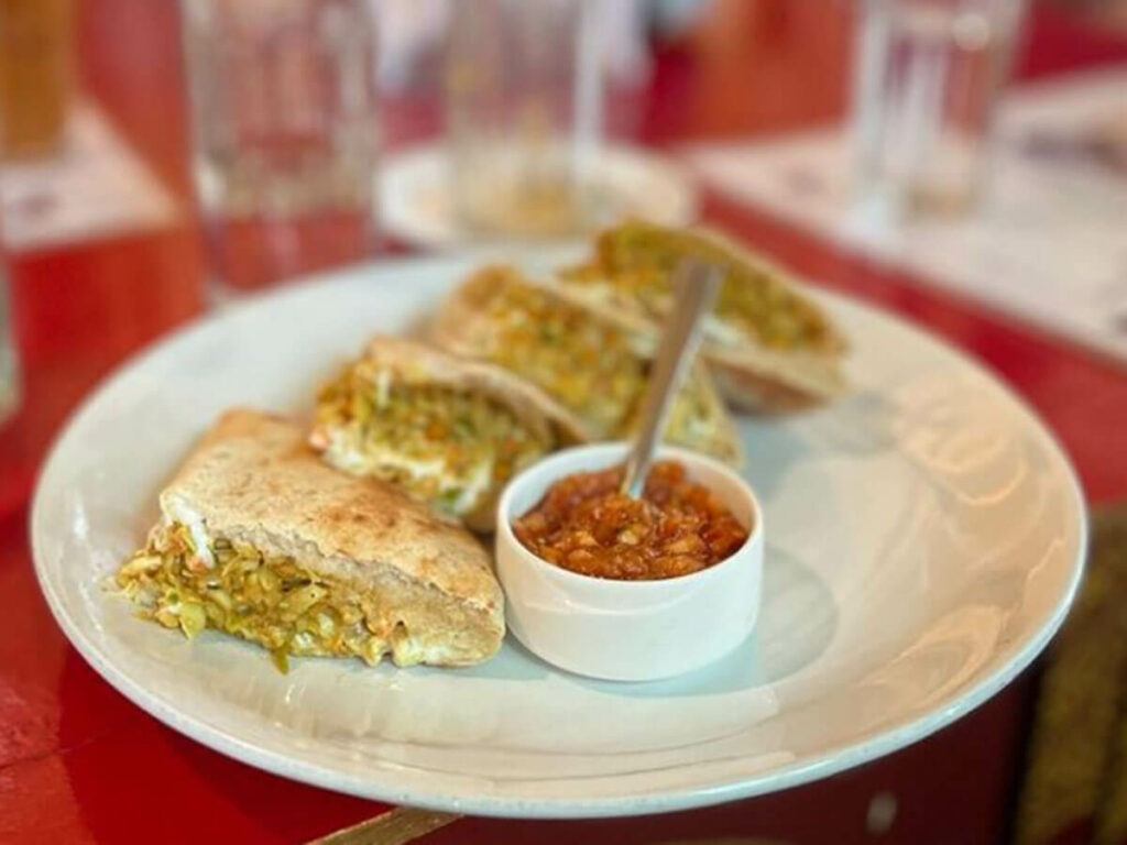 21 Common Kashmiri Dishes from Meat to Vegetarian Options