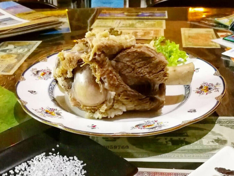 16 Classic Mongolian Dishes: A List of Traditional Food to Try