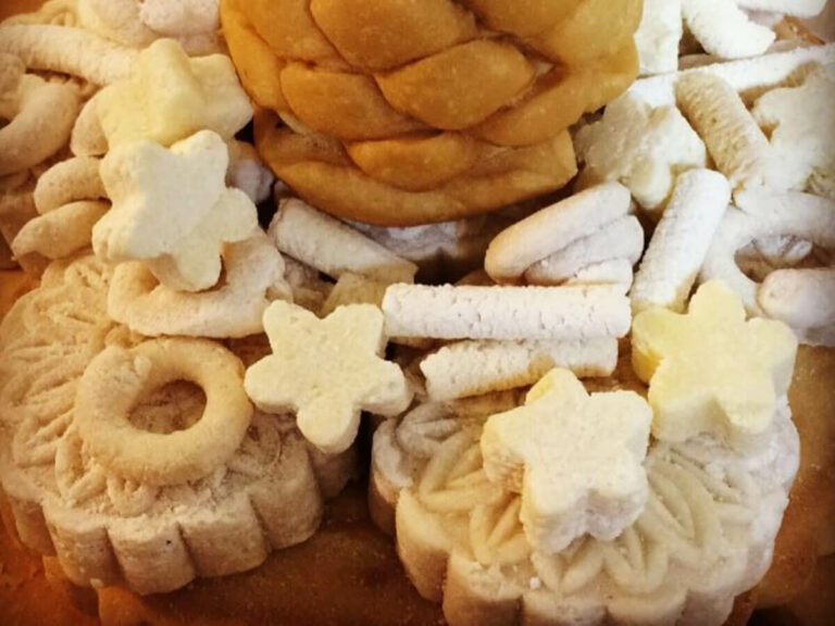 16 Classic Mongolian Dishes: A List of Traditional Food to Try