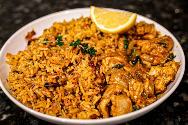 19 Popular Food of Somalia Featuring Tasty Dishes