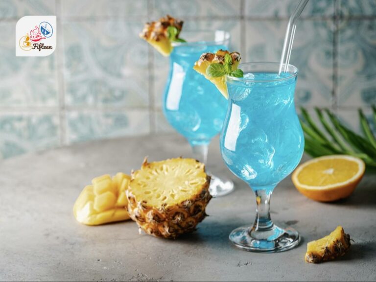 Hawaiian Beverages: 13 Famous Drinks from the Island