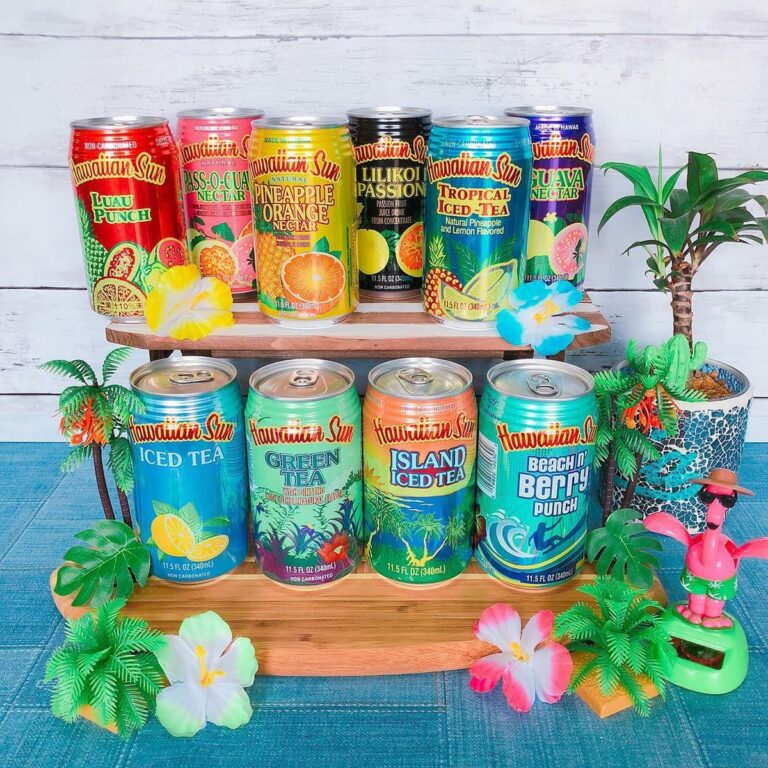 Hawaiian Beverages: 13 Famous Drinks from the Island